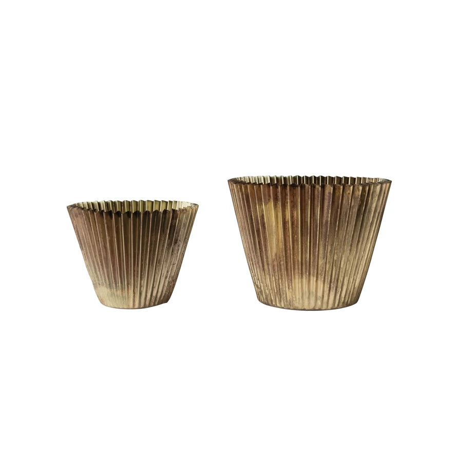 Decorative Metal Fluted Planters, Holds 12" pot – Cordially